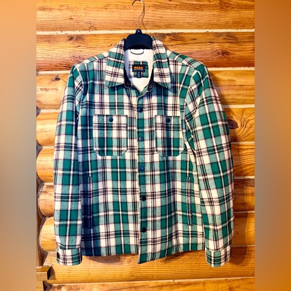 Bass Outdoor | Jackets & Coats | Mens Bass Outdoor Green And Brown ...